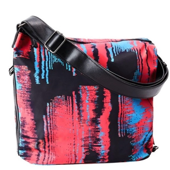 Fabletics | Bags | New Fabletics Hermosa Sling Tote In Heat Wave Print ...